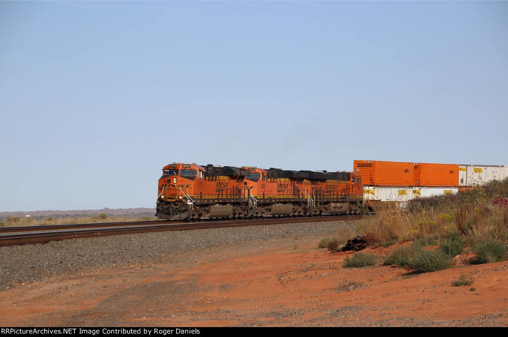 BNSF 6723
